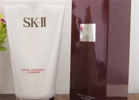 sk2氨基酸洗面奶适合脸上长痘的嘛_3479